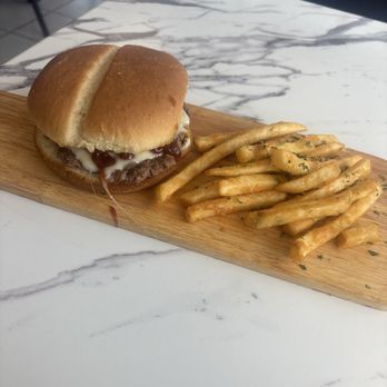 BUBBA GRUB - Updated November 2025 - 45 Photos & 23 Reviews - 1007 ...