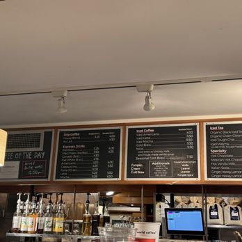 SMALL WORLD COFFEE - Updated 05/2025 - 398 Photos & 543 Reviews - 14 ...