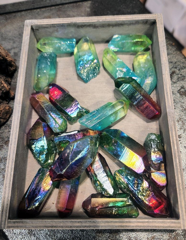 STEM & STONE - Updated October 2025 - 16 Photos - 122 W Maple Rd ...