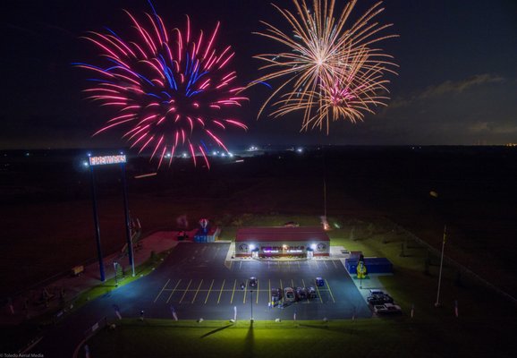 UNCLE LOUIE’S FIREWORKS - Updated December 2025 - 20 Photos - 7300 ...