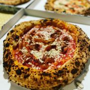 SEU PIZZA ILLUMINATI - 73 Photos & 15 Reviews - Via Angelo Bargoni 10 ...
