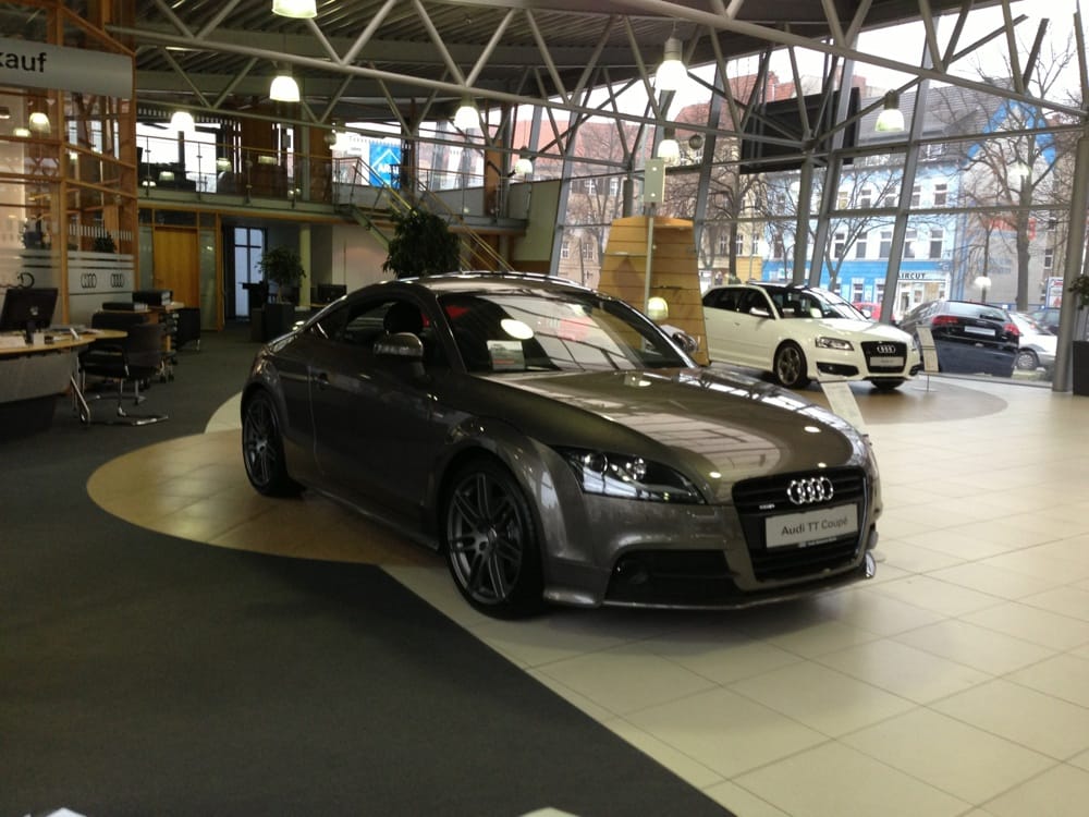AUDI BERLIN VERKAUFSSTANDORT TEGEL - Berliner Str. 68, Berlin, Germany ...