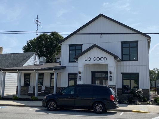 DO GOOD - Updated December 2025 - 15 Photos & 25 Reviews - 25 W Main St ...