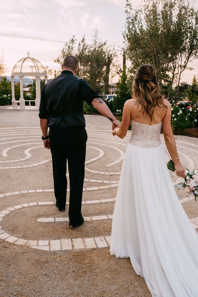 COURTNEY THEISEN HAIR - Updated August 2025 - 32 Photos - 1421 Spring ...