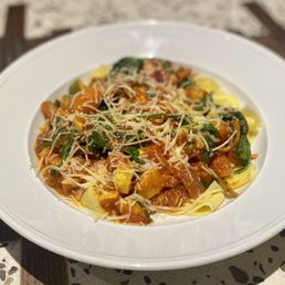 RED’S TABLE - Updated November 2024 - 414 Photos & 707 Reviews - 11150 ...