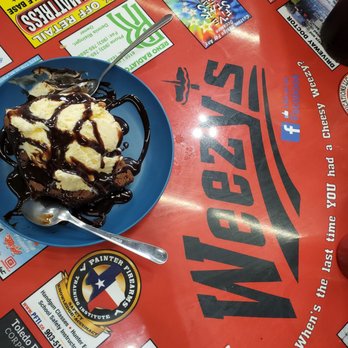 WEEZY’S - Updated September 2025 - 40 Photos & 54 Reviews - 204 W Front ...