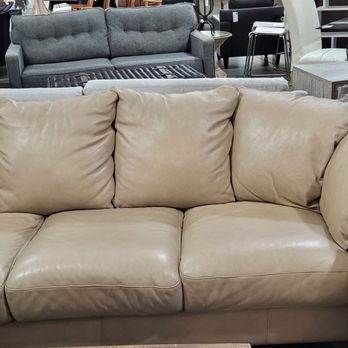 HOME CONSIGNMENT CENTER - Updated December 2025 - 58 Photos & 90 ...