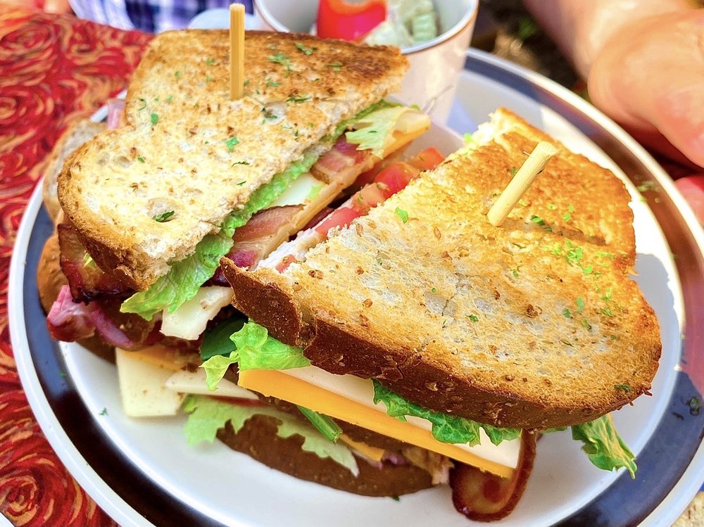 THE FARMHOUSE CAFE & TEA ROOM - Updated May 2025 - 160 Photos & 105 ...