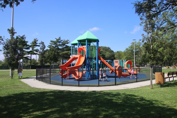 CANTIAGUE PARK - Updated January 2025 - 51 Photos & 29 Reviews - 480 W ...