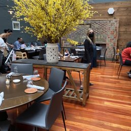 THE MILLING ROOM - Updated January 2026 - 790 Photos & 639 Reviews ...