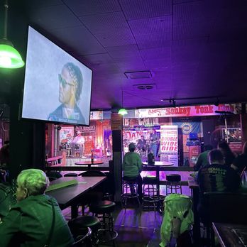 CLUB CANTON - Updated January 2026 - 52 Photos & 43 Reviews - 39651 ...