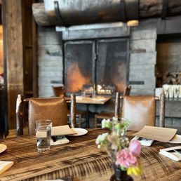 THE FOUNDRY GRILL - Updated July 2025 - 537 Photos & 384 Reviews - 8841 ...