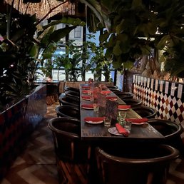 BEATNIK WEST TOWN - Updated December 2025 - 2128 Photos & 818 Reviews ...