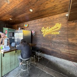THE FRIENDLY TAVERN - Updated July 2025 - 690 Photos & 596 Reviews ...