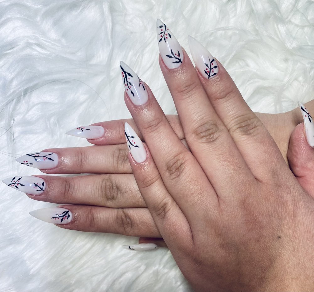 SAVVY NAILS AND SPA - 215 Photos & 211 Reviews - 6104 Roosevelt Way NE ...