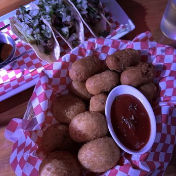 CHI CHI - Updated April 2024 - 188 Photos & 148 Reviews - 610 S Berendo ...