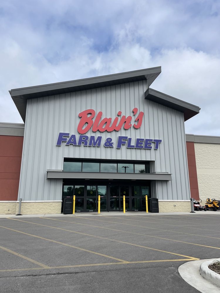 BLAIN’S FARM & FLEET - GRAFTON, WI - Updated November 2025 - 1771 Wisconsin Ave, Grafton ...