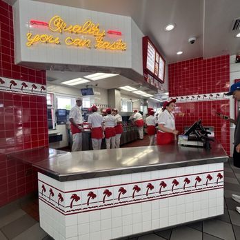 IN-N-OUT BURGER - Updated 05/2025 - 317 Photos & 314 Reviews - 4840 N ...