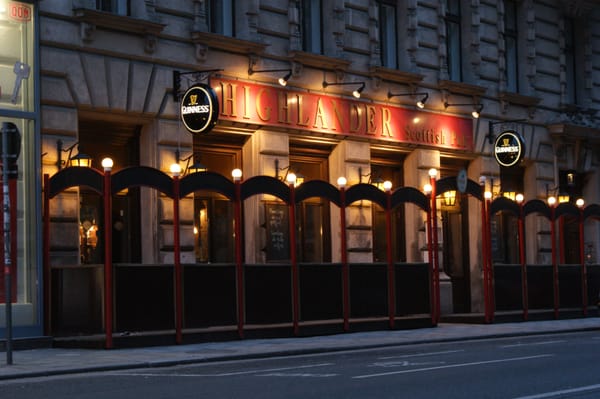 HIGHLANDER SCOTTISH PUB - Updated September 2025 - 16 Photos & 13 ...