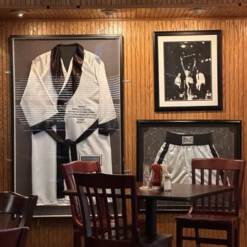 JOCKS & JILLS SPORTS GRILLE - Updated October 2025 - 226 Photos & 268 ...