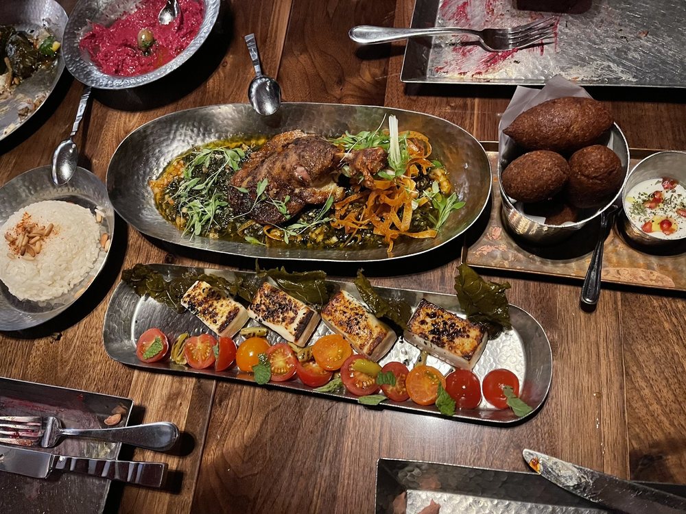 DAMAS - Updated July 2024 - 1353 Photos & 442 Reviews - 1201 Avenue Van ...