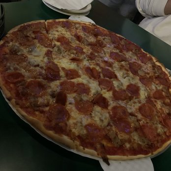 MICHAEL’S ORIGINAL PIZZERIA & TAVERN - 442 Photos & 816 Reviews - 4091 ...
