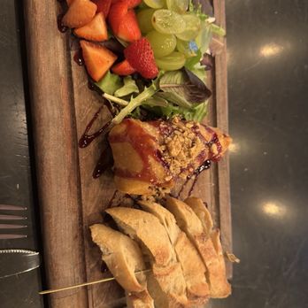 SEASONS 101 - Updated December 2025 - 279 Photos & 167 Reviews - 101 E ...