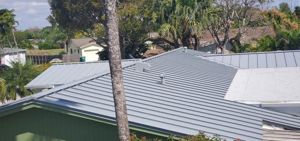 HOFF’S ROOFING & METAL WORKS - Updated October 2025 - 23 Photos - 2452 ...