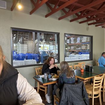 LONGBOTTOM COFFEEHOUSE - 385 Photos & 376 Reviews - 4893 NE 59th Ave ...