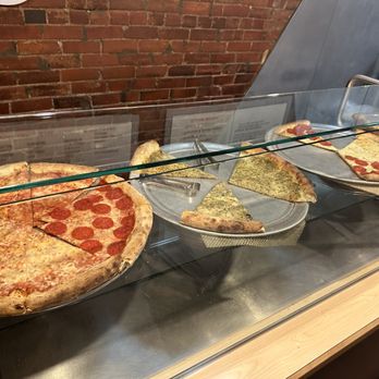 PIZZA COLORE - Updated December 2025 - 95 Photos & 193 Reviews - 1336 ...