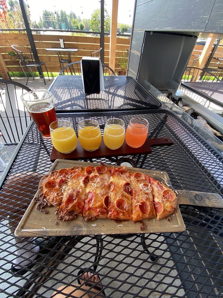 BLUE ROOSTER - 13 Reviews - 331 Hwy 410 S, Buckley, Washington - Cafes ...