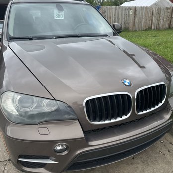 KELLY BMW - Updated December 2025 - 17 Photos & 54 Reviews - 4050 Morse ...