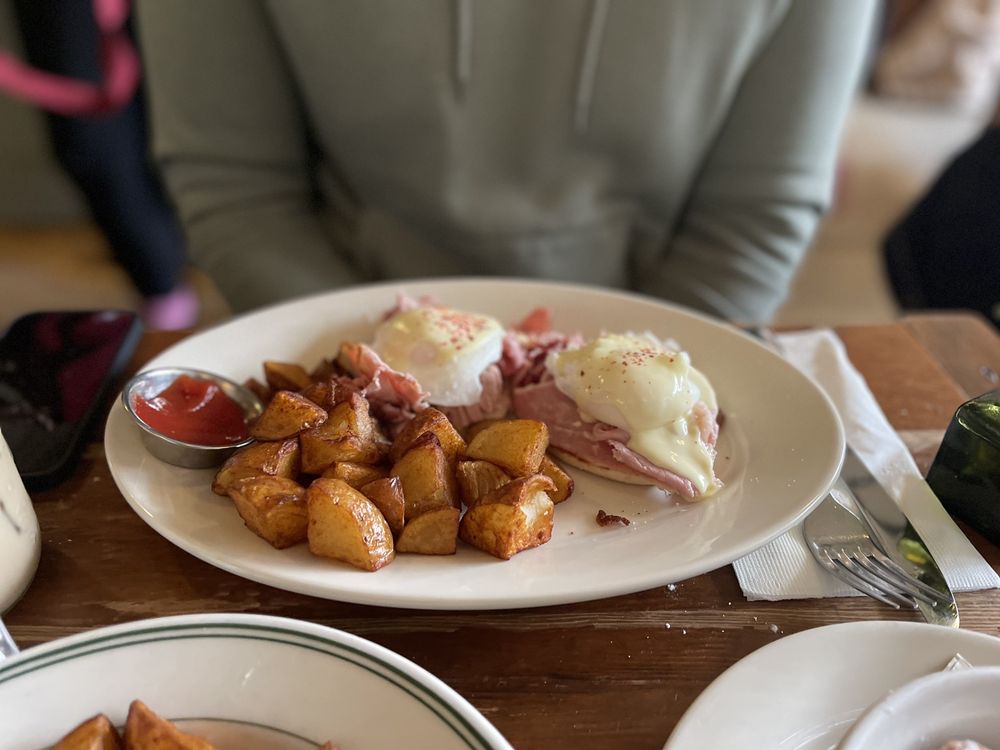 ODDFELLOWS CAFE & BAR - 1479 Photos & 1397 Reviews - 1525 10th Ave ...