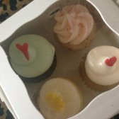 CELEBRITY CUPCAKES - 187 Photos & 273 Reviews - Bakeries - 2343 ...