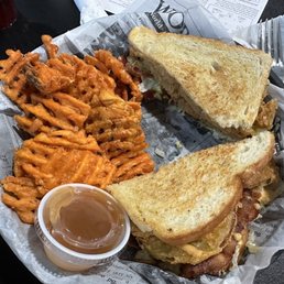 LANDMARK CAFE & GRILL - Updated October 2025 - 75 Photos & 83 Reviews ...