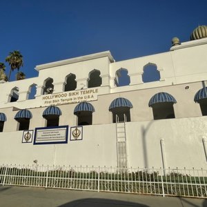 SIKH GURDWARA OF LOS ANGELES - 17 Photos - 7640 Lankershim Blvd, North ...