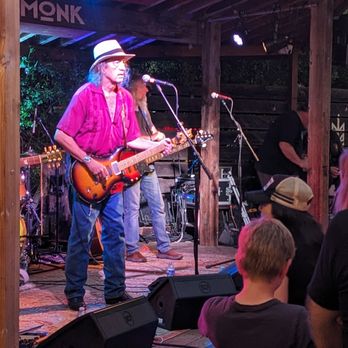 HOPMONK TAVERN - NOVATO - Updated January 2025 - 672 Photos & 846 ...