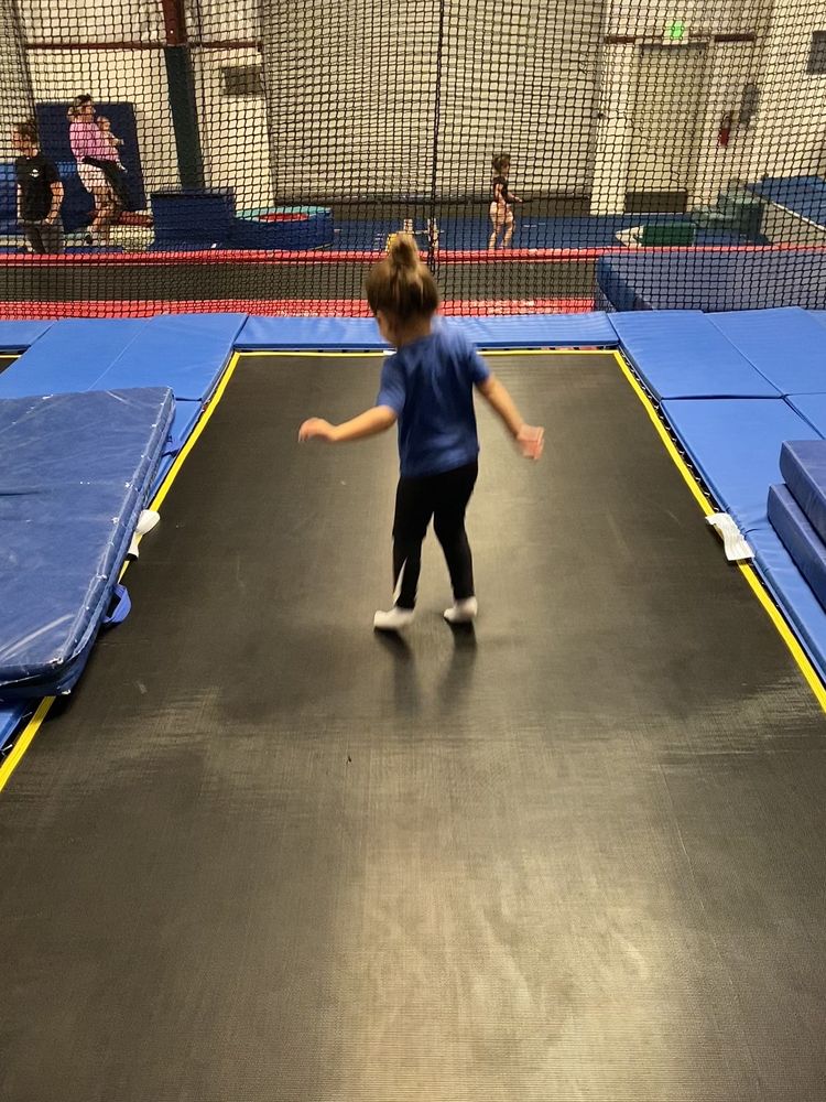 THRIVE TRAINING CENTER, INC. - Updated December 2025 - 24 Photos & 14 Reviews - 8981 La Linia ...