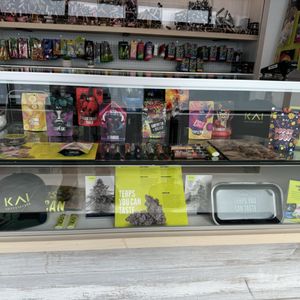 PURE OPTIONS WEED DISPENSARY LANSING EAST - Updated June 2025 - 125 N ...