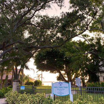 SNELL FAMILY PARK - Updated January 2026 - 2920 Valencia Way, Fort ...