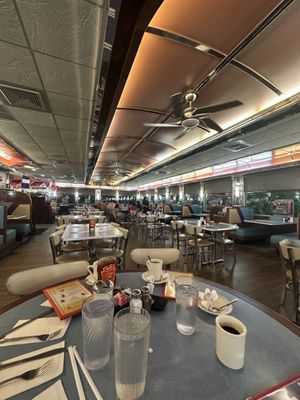 BROADWAY DINER - Updated August 2024 - 466 Photos & 444 Reviews - 6501 ...