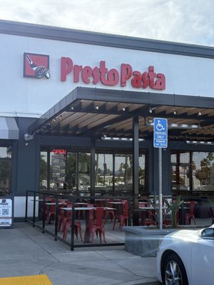 PRESTO PASTA - Updated June 2026 - 13 Photos & 18 Reviews - 2121 N Rose ...