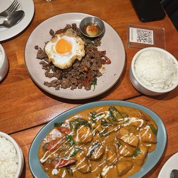 FISH CHEEKS - Updated March 2025 - 5560 Photos & 1777 Reviews - 55 Bond ...