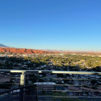 CLIFFSIDE RESTAURANT - 851 Photos & 819 Reviews - 511 S Tech Ridge Dr ...