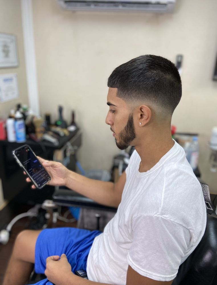 UNIVERSAL BARBERSHOP - Updated May 2025 - 11 Photos - 2510 Sheridan St ...