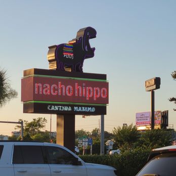 NACHO HIPPO - Updated August 2025 - 584 Photos & 734 Reviews - 850 N ...