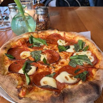 THE PARLOR - Updated June 2024 - 1856 Photos & 1957 Reviews - 1916 E ...