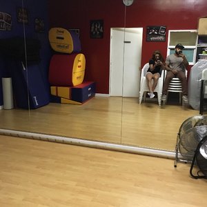 ONSTAGE DANCE CENTER - 16 Photos & 13 Reviews - Dance Studios - 11711 ...