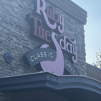 RUBY TUESDAY - Updated March 2025 - 84 Photos & 102 Reviews - 7611 ...