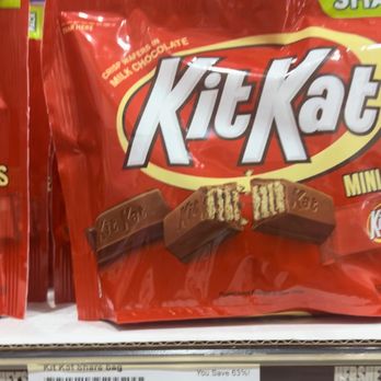 GALERIE CANDY AND GIFTS - Updated December 2025 - 24 Photos & 19 ...